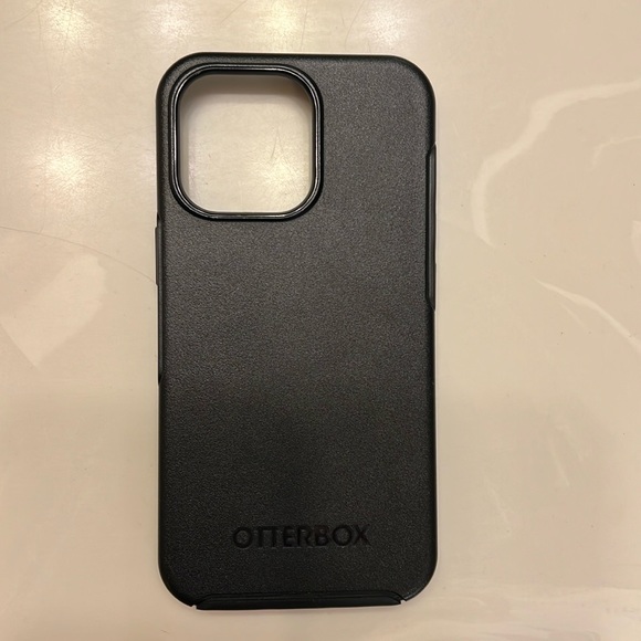 OtterBox | Accessories | Otterbox Magsafe Iphone 3 Case | Poshmark